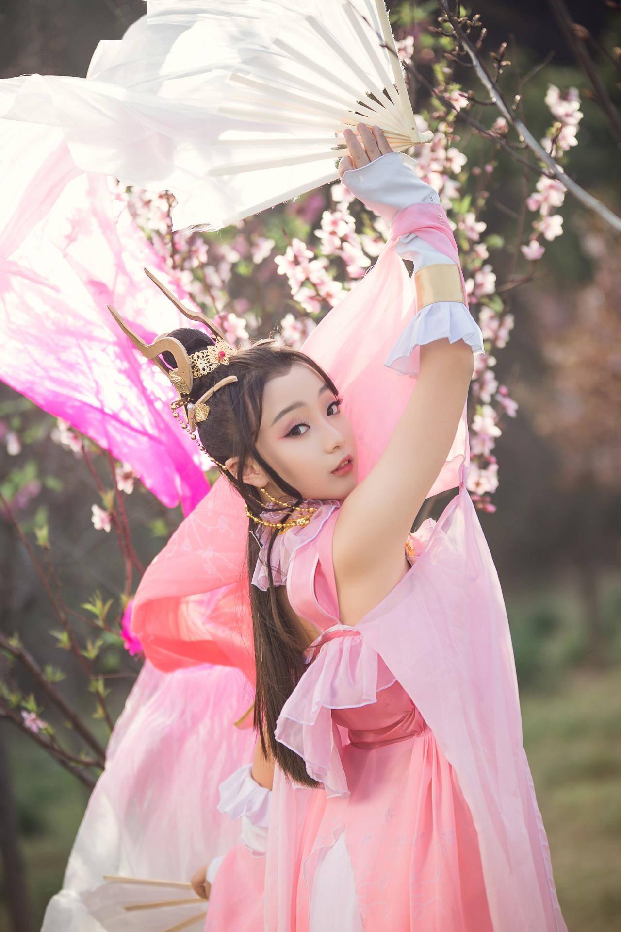 《剑网三》儒风秀姐cosplay_Lor