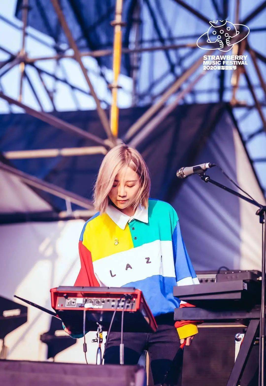 “我知道我就快回到梦里去了”｜福禄寿FloruitShow新专辑《我用什么把你留住》全碟上线-搜狐大视野-搜狐新闻