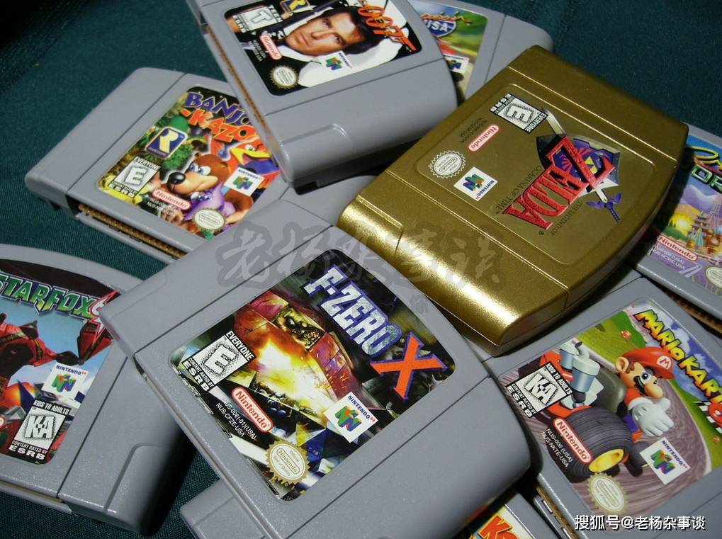 罕见！全新任天堂N64开发套件（64DD），瞬间有一种穿越回到1997年的感觉_老杨