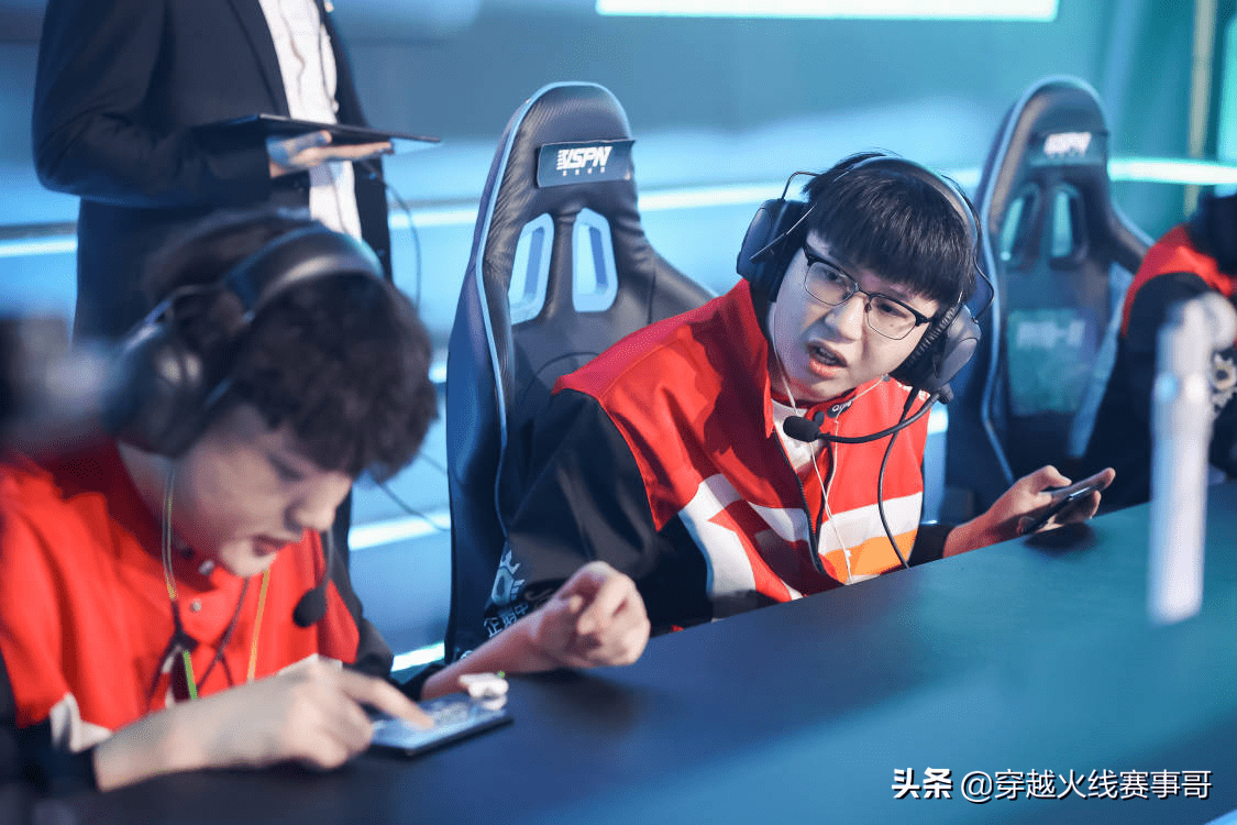 KZ与WE迎来首胜之争 Q9与EP上演积分榜排位大战_比赛