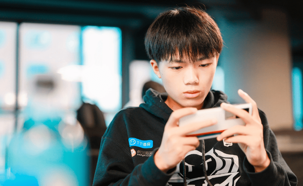 同一天出现碾压与被碾压！拖米：TTG决赛后状态直线下滑_广州