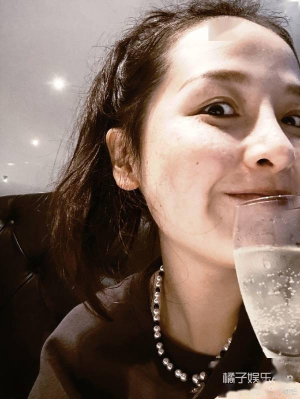 颜值高成标配？盘点国内rapper们的另一半，刘聪女友神似王冰冰？_斯然