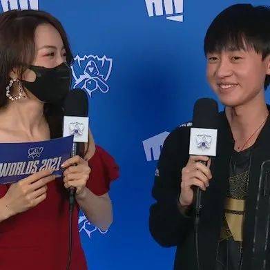 S11首个欢乐对决诞生，RNG一场比赛拿34个人头，小明赛后直言快乐_派克