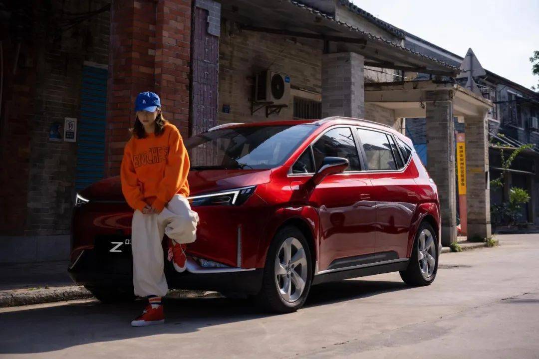 合创Z03：别光顾着EDG YYDS，这款EDG冠军座驾也很666！_搜狐汽车_搜狐网