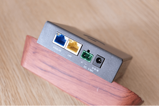 地下车位装监控，蒲公英R300A工业4G路由器帮了大忙_Wi-Fi_摄像头_天线