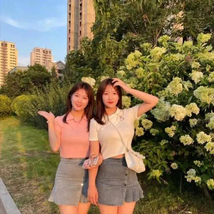 神回复:在火车上被她发现了,现在该怎么办?什么女孩子铁器