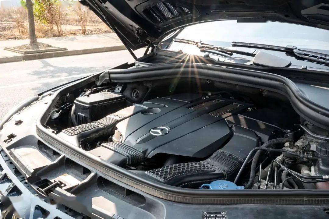 【路试笔记】扑面而来的“大奔”气场，顶配ML400不容小觑的实力与二手性价比_搜狐汽车_搜狐网