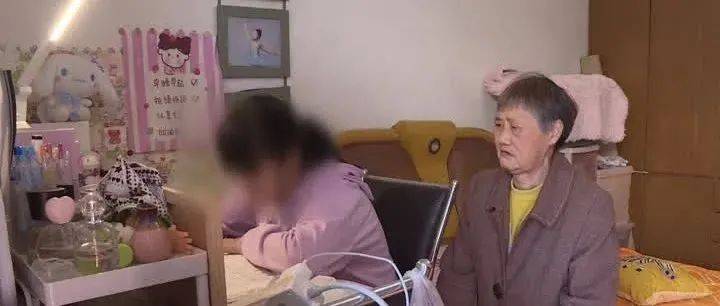 孙女想请相依为命的贫寒奶奶吃碗红烧肉，全城爱心涌动为她实现愿望，还不止这些孩子nicole镇江
