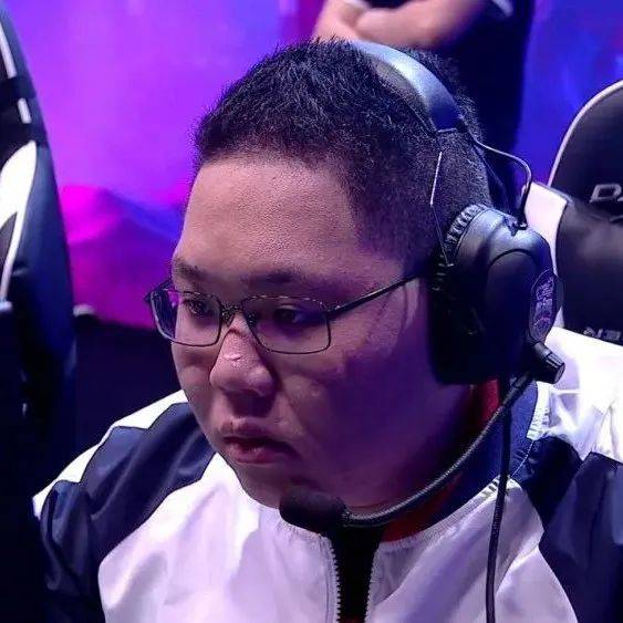“RNG没有资格拥有这个阵容”！PDD透露幕后真相：小虎拯救了RNG_选手_Doinb_战队