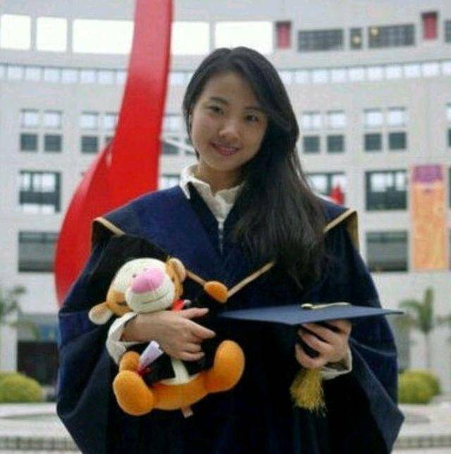 方璐：25岁博士毕业，26岁当中科大博导，现在成为了清华女教授_工作_中国_女孩