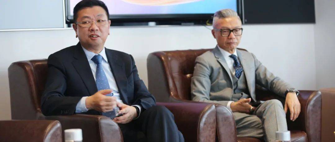 新管理团队上任后的首次媒体见面会，Michael、Peter与记者深入交流！_中原_上海_房产