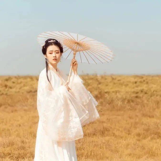 每天思考一段话生活开心过会儿