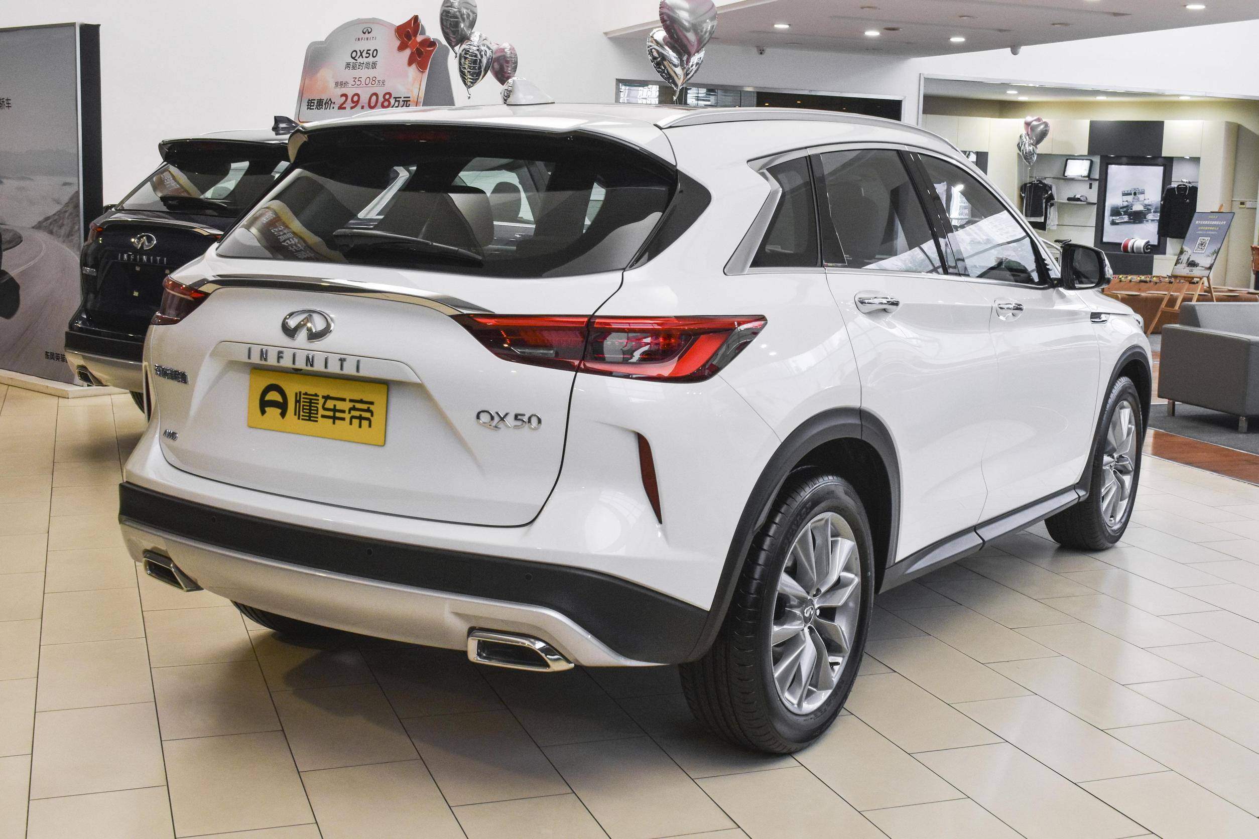 详解英菲尼迪QX50：售33.38万起，车宽1903mm，到底值不值？_搜狐汽车_搜狐网