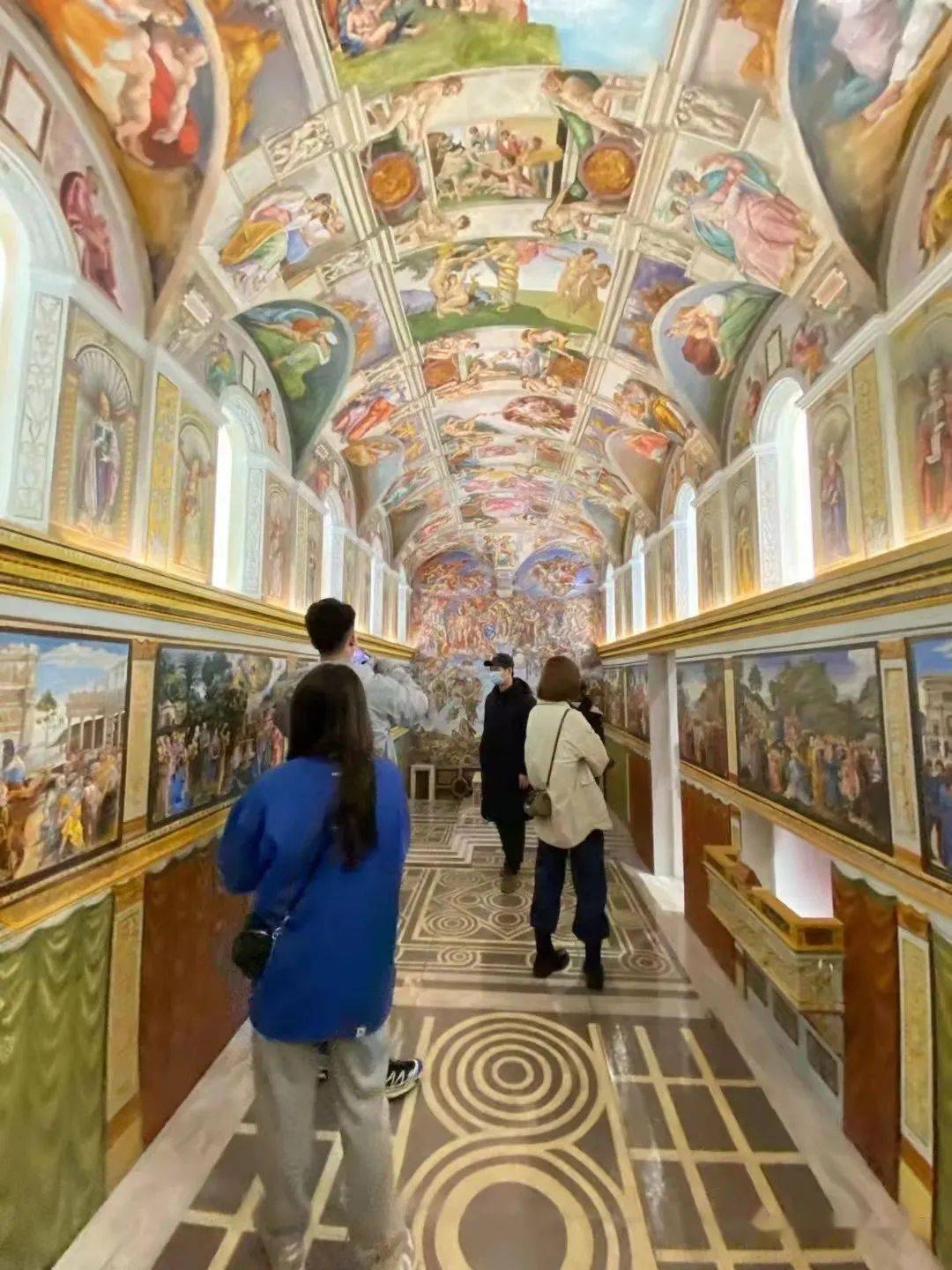 卡特兰展 | 世界上最贵的香蕉_顾雅淇_搜索_作品