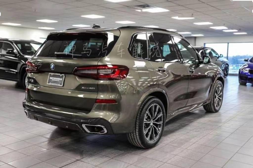 运动感十足，新款宝马X5实拍，琥珀金色质感十足，配置大升级_搜狐汽车_搜狐网