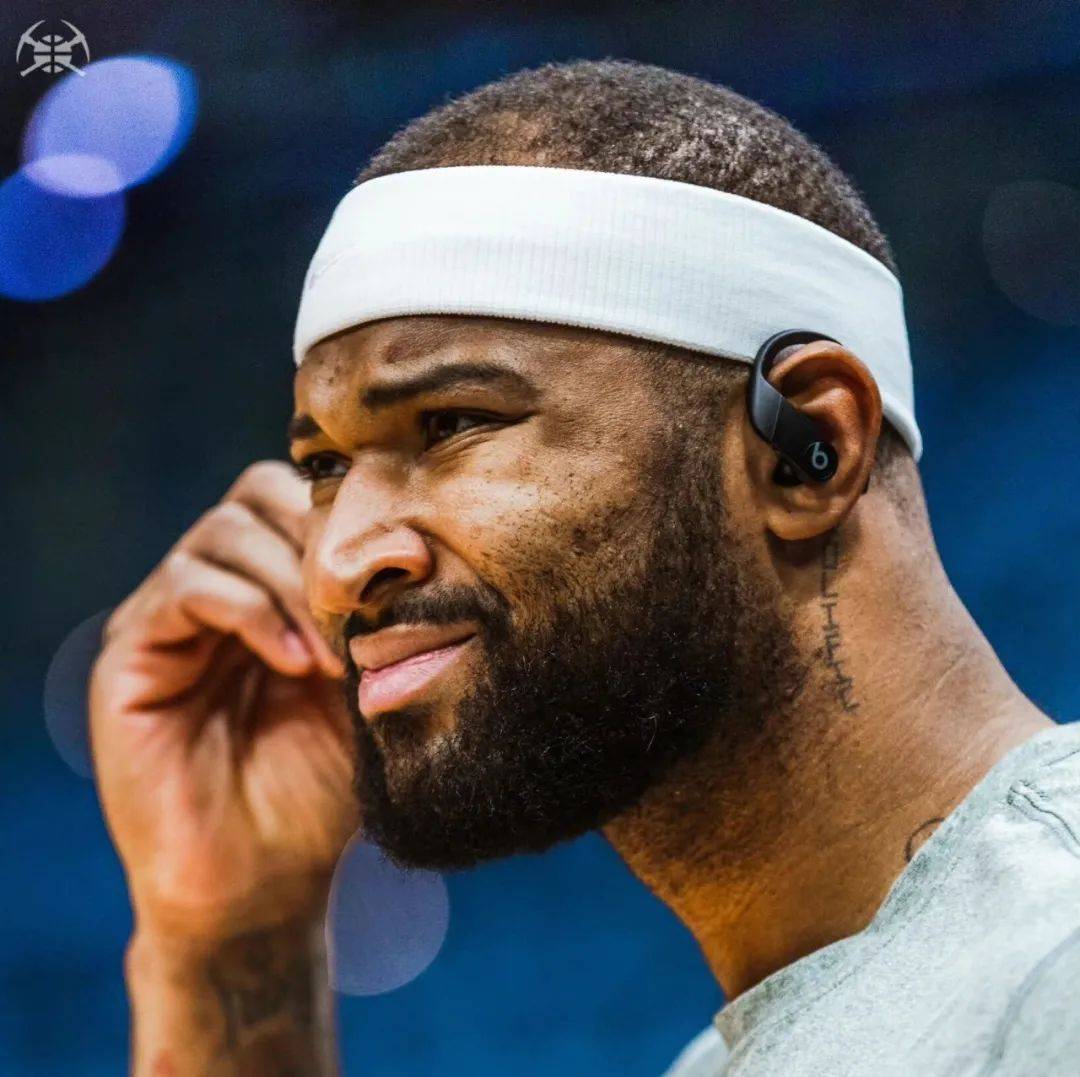 OL2 | 2K22球员数据变化（更新至2.17）（中锋）（下）_进攻篮板_能力_防守篮板