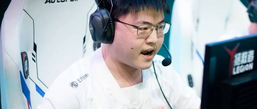 Uzi仅签约一年，RNG全员今年到期！LPL选手合同库更新_赛季_Light_队伍