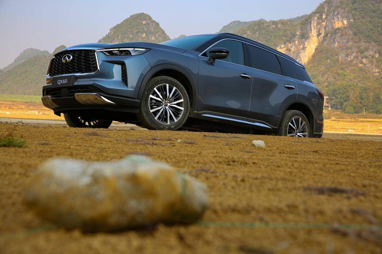 全新一代英菲尼迪QX60正式上市，39.98万起，比预售便宜5万_搜狐汽车_搜狐网