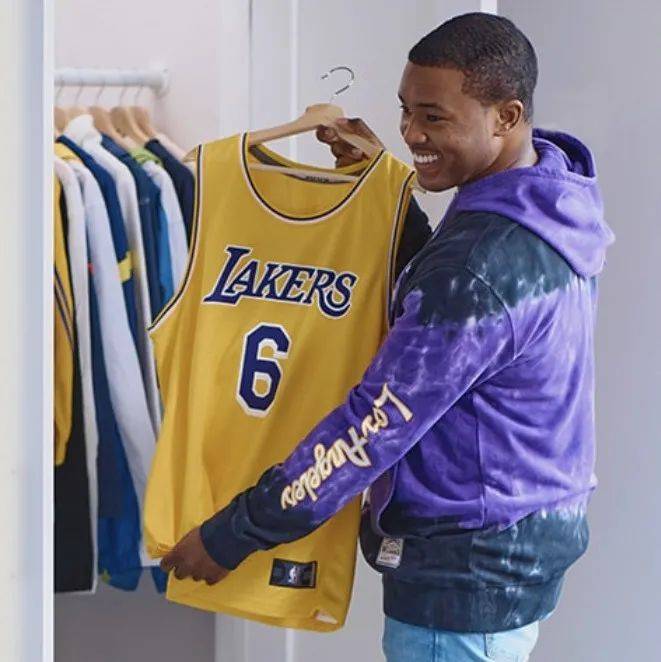 全球最大体育授权用品零售商 Fanatics再融资15亿美元，估值达到270亿美元_公司_Sports_华丽志