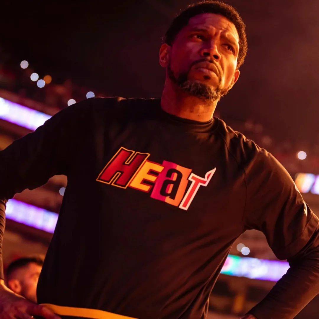 OL2 | 中投113、双篮板110+：ALL-TIME热火哈斯勒姆属性、徽章、热区一览_球员_智商_传球