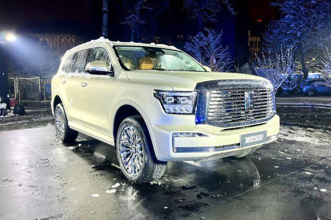 坦克500上市！3.0T+9AT终身保修 33.5万起售_搜狐汽车_搜狐网