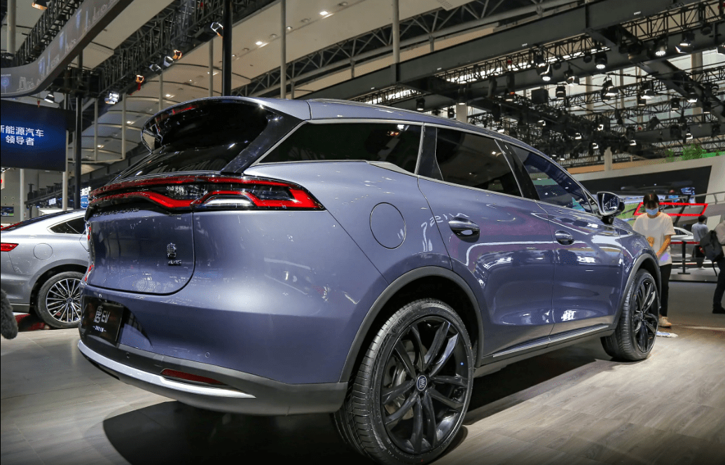 比亚迪唐和ID6X哪个好？中大型纯电SUV，怎么卷起来了_搜狐汽车_搜狐网