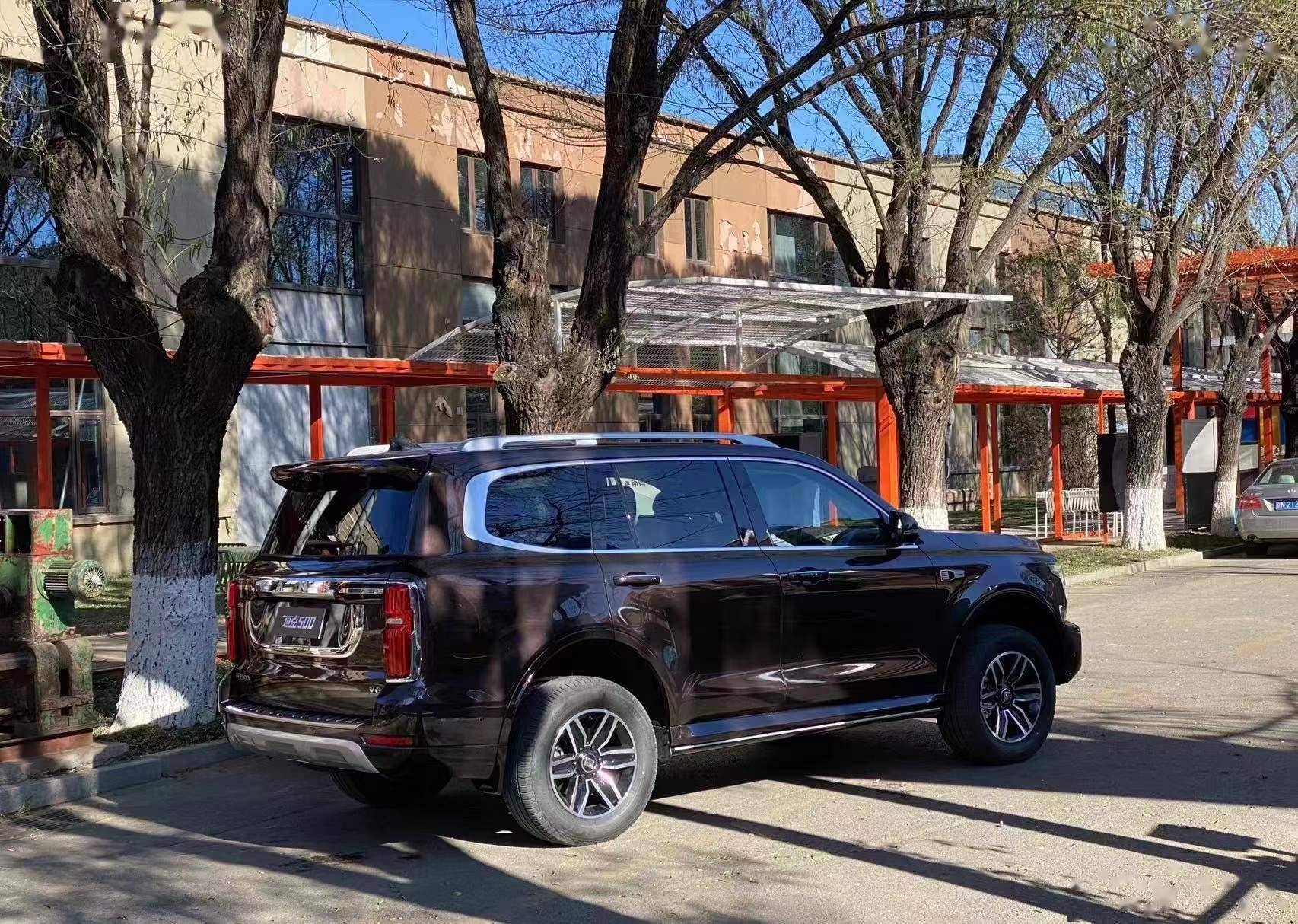 商务版坦克500亮相街头，尊贵霸气，气场不逊陆巡LC，3.0T+8AT_搜狐汽车_搜狐网