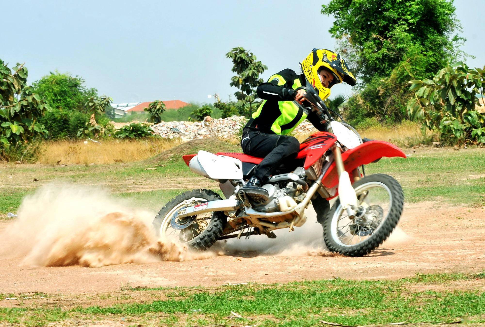 车型历史图库：Honda CRF150R，原来 150 可以是这样的_搜狐汽车_搜狐网