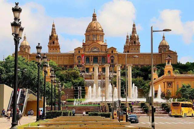 巴塞罗那西班牙广场_大道_国家宫_喷泉