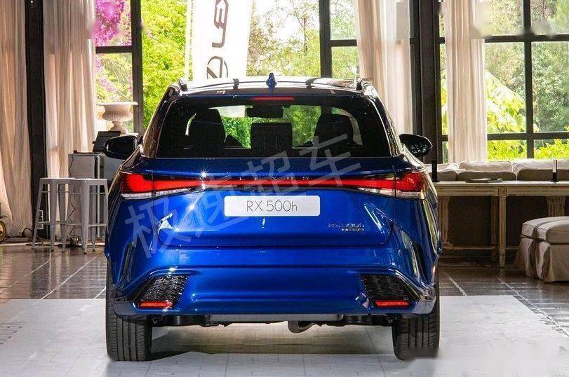 实拍雷克萨斯RX500h：“宝石蓝”漆面+2.4T+8AT，精致元素爆棚_搜狐汽车_搜狐网