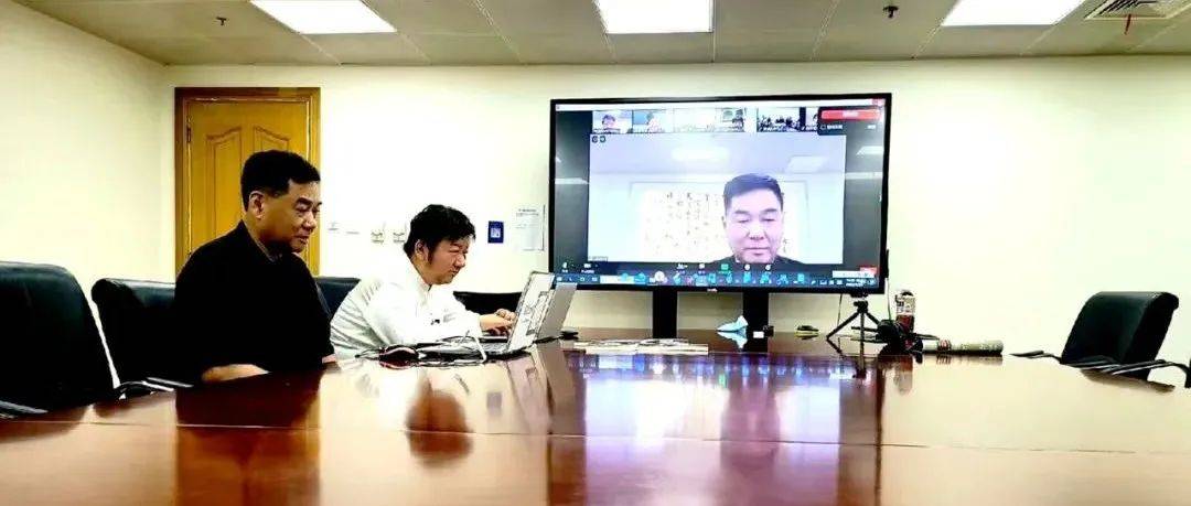 转发新闻晚报新闻报道：《海派太极》短视频项目上线_孔子学院_讲座_文汇出版社