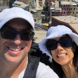 谁有理？加拿大夫妇欧洲旅行 被航司丢弃机场_Mehta_Transat_航空公司