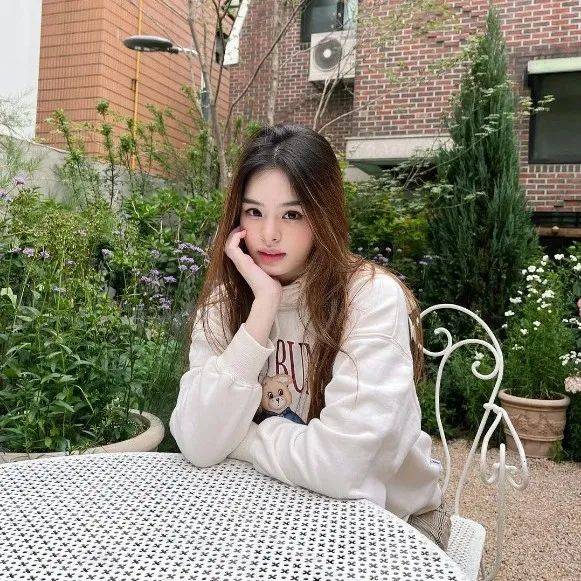 泰国仙女气质十足的小姐姐，爱了……_Tangmo_电话_热线