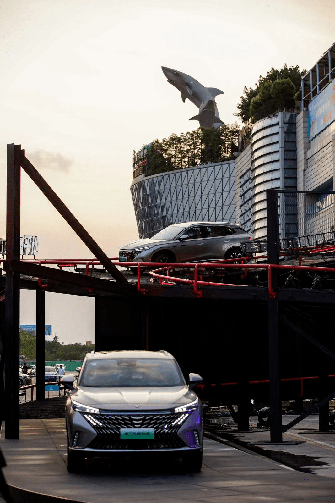 全新第三代荣威RX5/超混eRX5“冠军驾道”动态品鉴会首站登陆成都_搜狐汽车_搜狐网