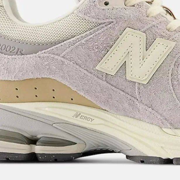 难以抵抗的高级感！NB 2002R 新配色要来了！_Balance_New_质感