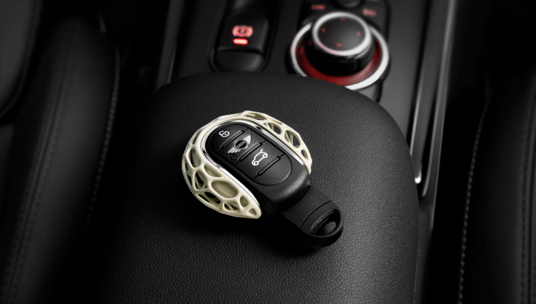 人气混动SUV，顶配10.98万！油耗4.6L，续航1100km，捡到宝？_搜狐汽车_搜狐网