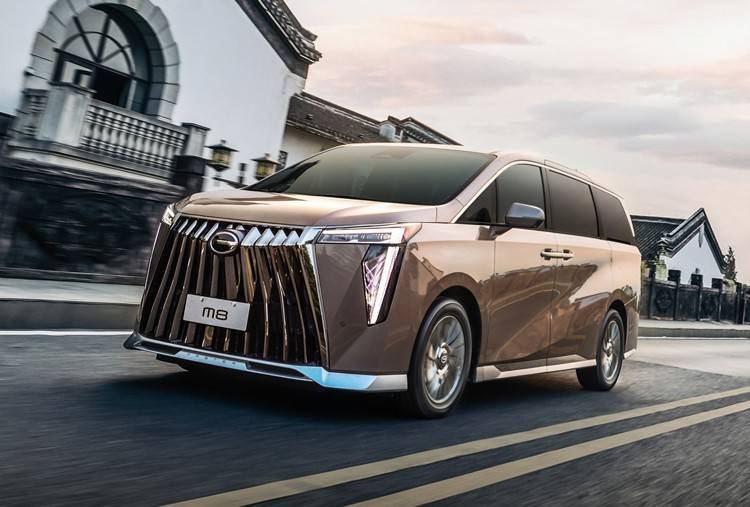 新一代M8真香！和腾势D9比谁好？_搜狐汽车_搜狐网