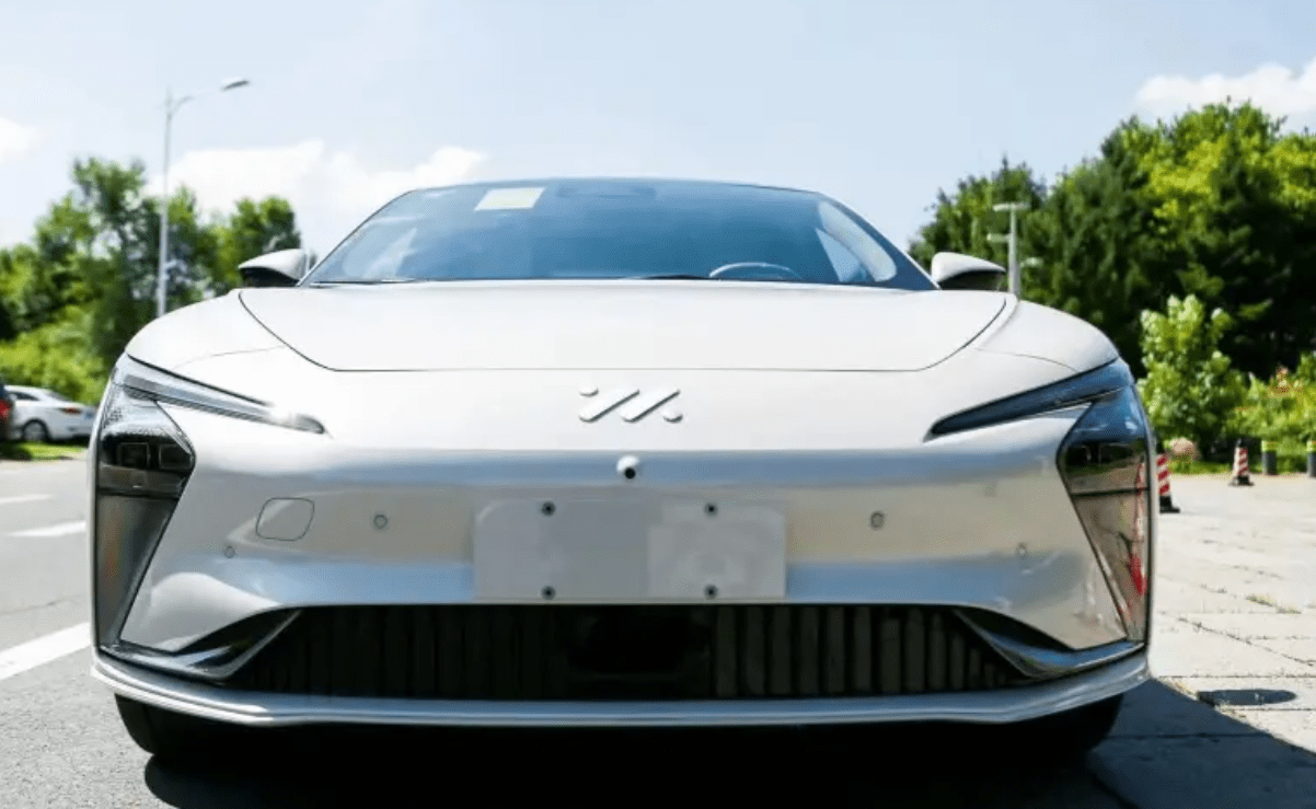 智己L7和极氪001哪个好？高端电动车赛道真正的较量开始了_搜狐汽车_搜狐网