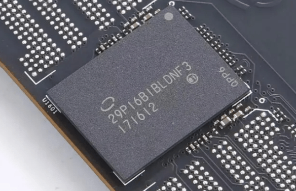 集邦：第三季NAND闪存颗粒合约价跌幅至30%-35%_Flash_wafer_价格