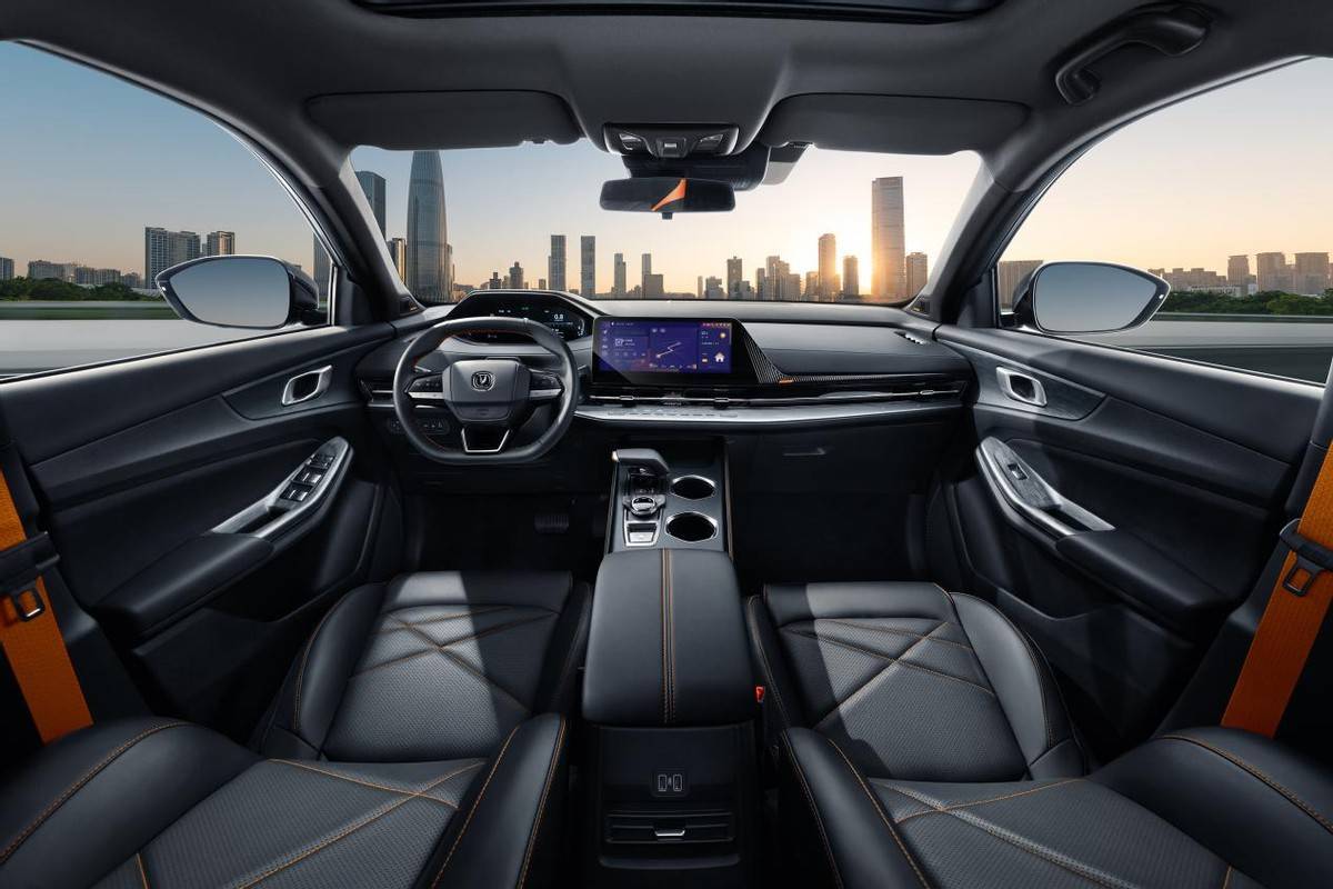 第二代CS55PLUS风暴灰限量版上市，12.59万元值得入手吗？_搜狐汽车_搜狐网