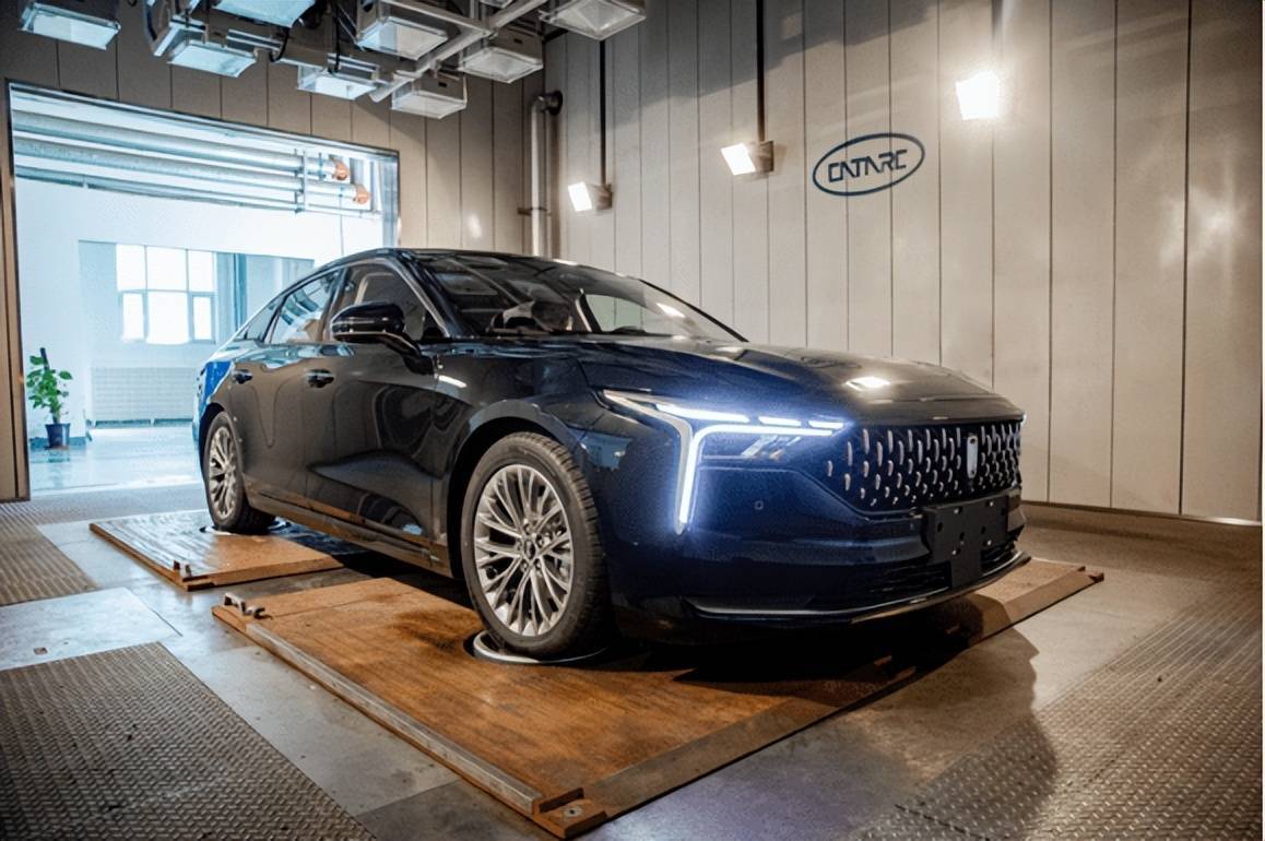 中国轿车舒适标杆 一汽奔腾B70荣膺首款整车舒适座舱（6A级）认证轿车_搜狐汽车_搜狐网