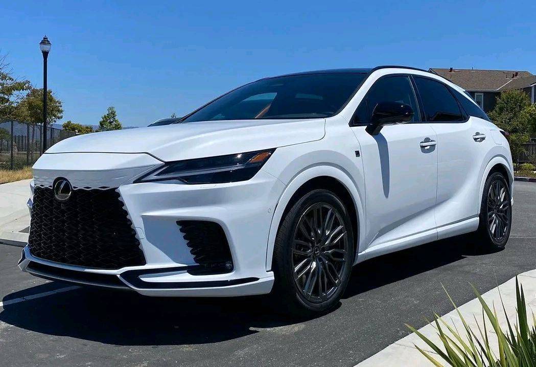 气场媲美奔驰GLE，雷克萨斯高颜值SUV亮相，2.4T+运动套件，霸气_搜狐汽车_搜狐网