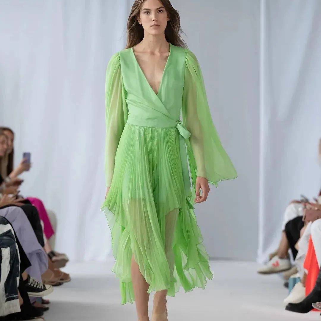 秀场 | Jennifer Blom 2023 春季系列_Blom_系列