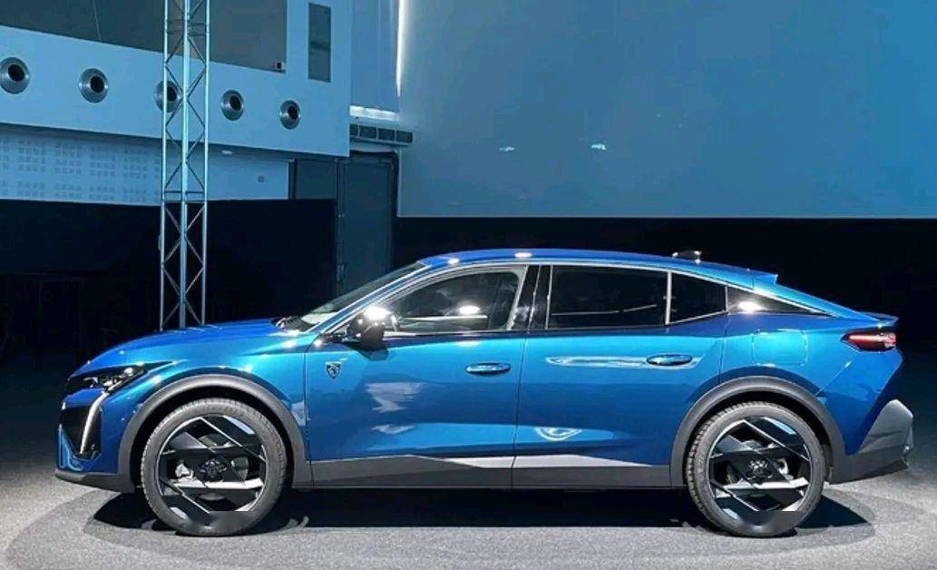 终于换代了！新款标致408X申报完成，配跨界造型，对标大众速腾_搜狐汽车_搜狐网