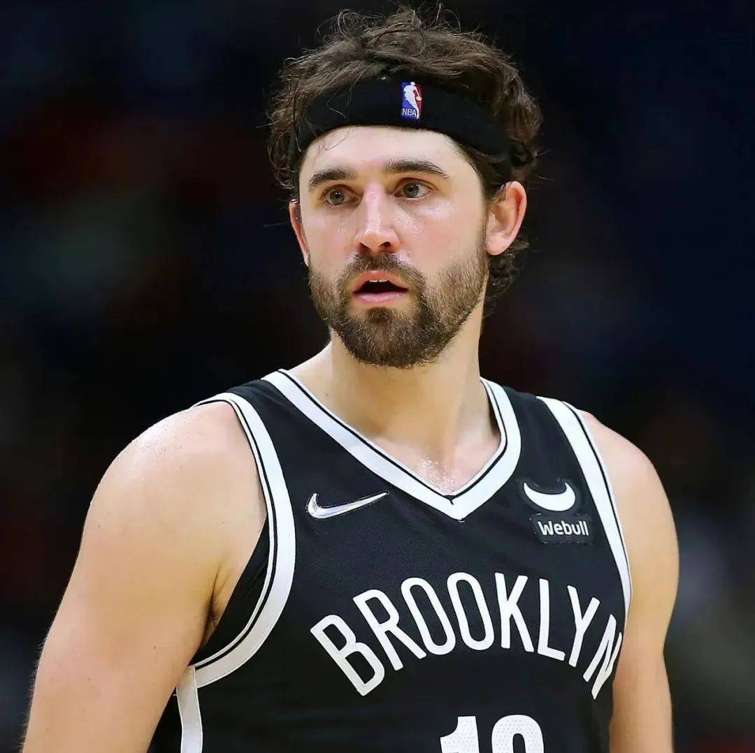 OL2 | 2K23球员数据变化（更新至9.9）（小前锋）（下）_能力_防守篮板_运球