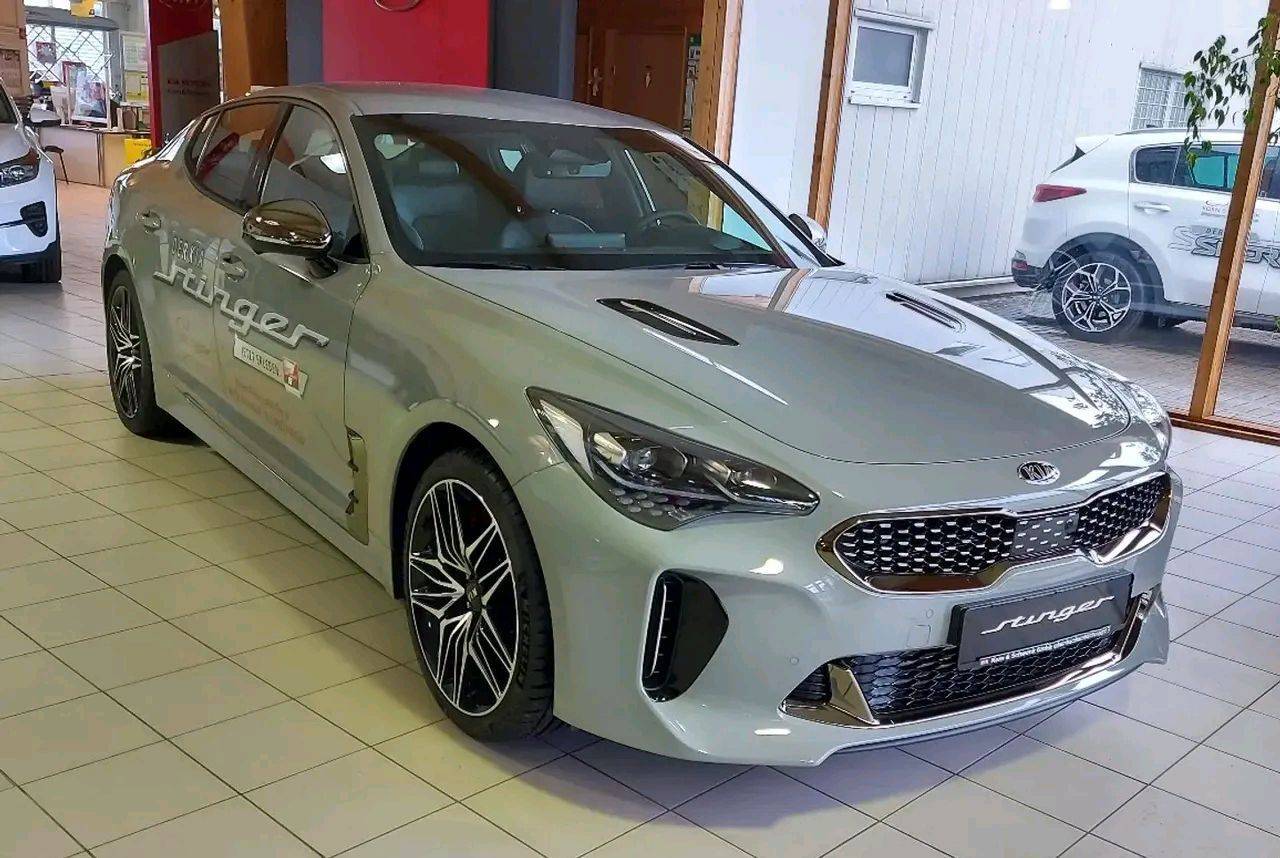 全新起亚“斯汀格”，3.3T双涡轮+8AT，性能超越大众CC，动感犀利_搜狐汽车_搜狐网