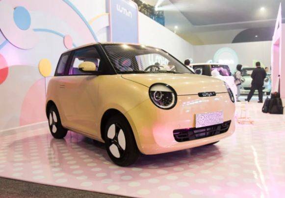 长安lumin和五菱宏光MINI EV对比，你会选择谁？_搜狐汽车_搜狐网