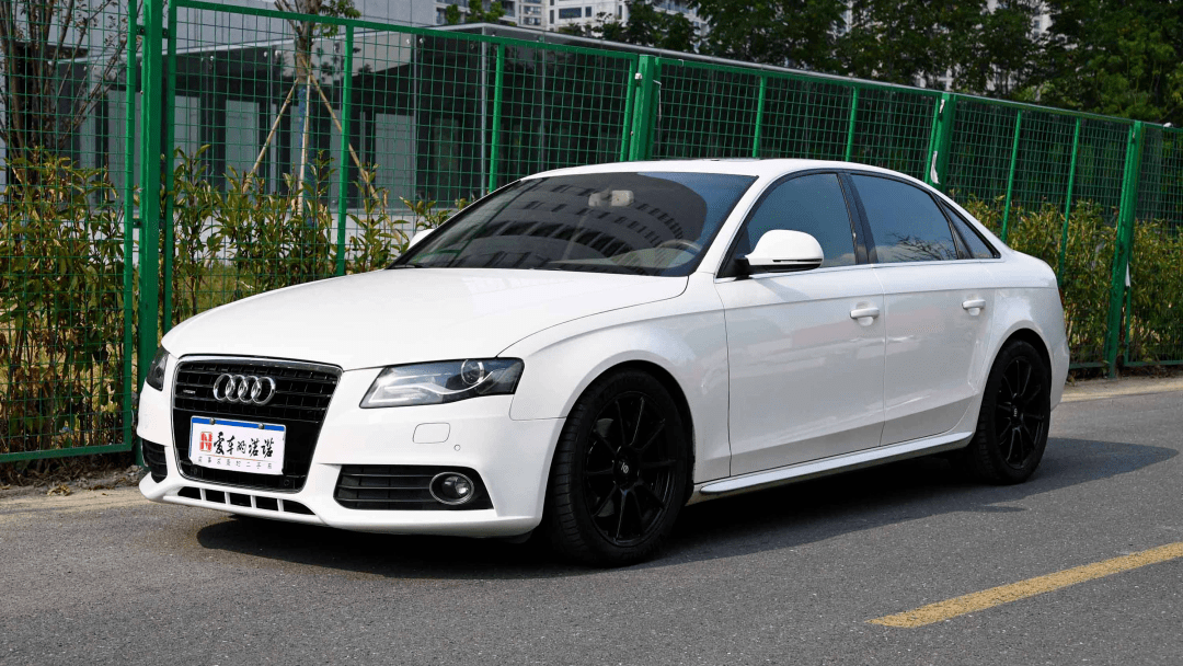 【淘车作业】把0.6个奥迪R8引擎装进A4L，诺粉入手原因就是quattro四驱？_搜狐汽车_搜狐网