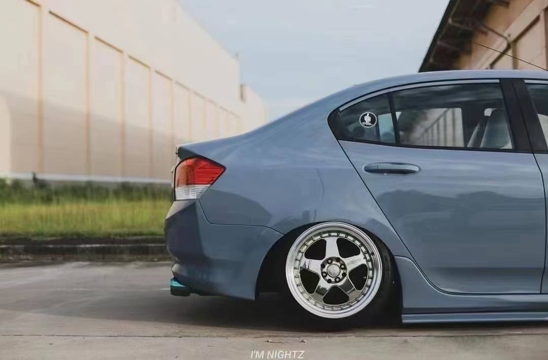 李洋分享本田锋范改装AIRBFT空气悬架减震器功能配置_搜狐汽车_搜狐网