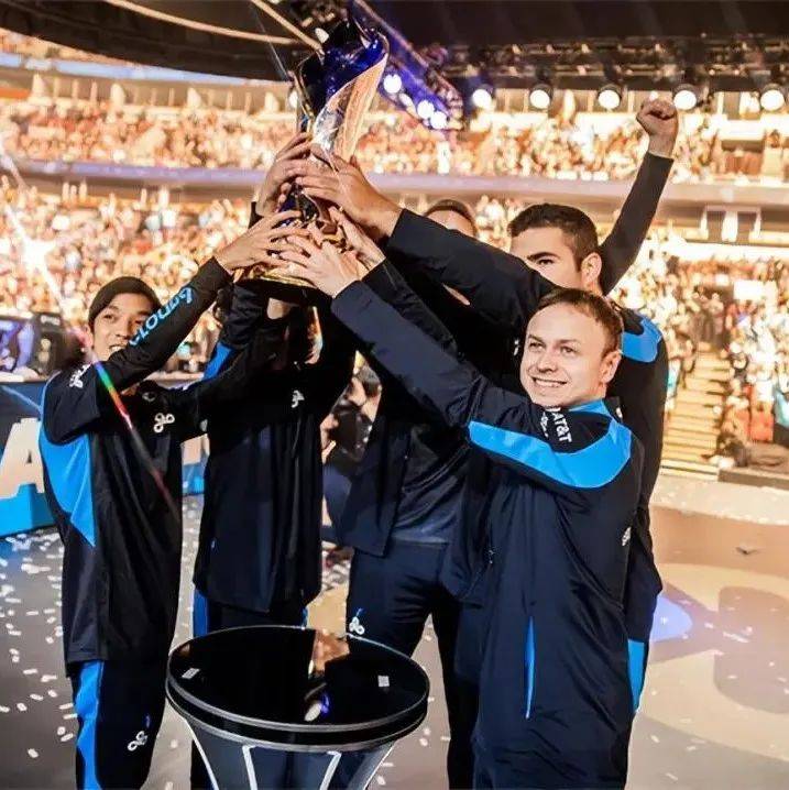 S12世界赛LPL“先声夺人”，四大赛区夏决只有LPL不是3-0_北美_总决赛_种子